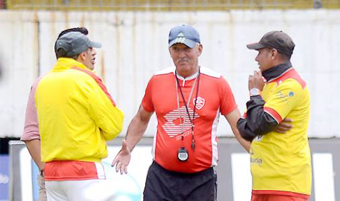 Fútbol Ecuador Serie A El destino de Juan Ramón Silva se decide en ...