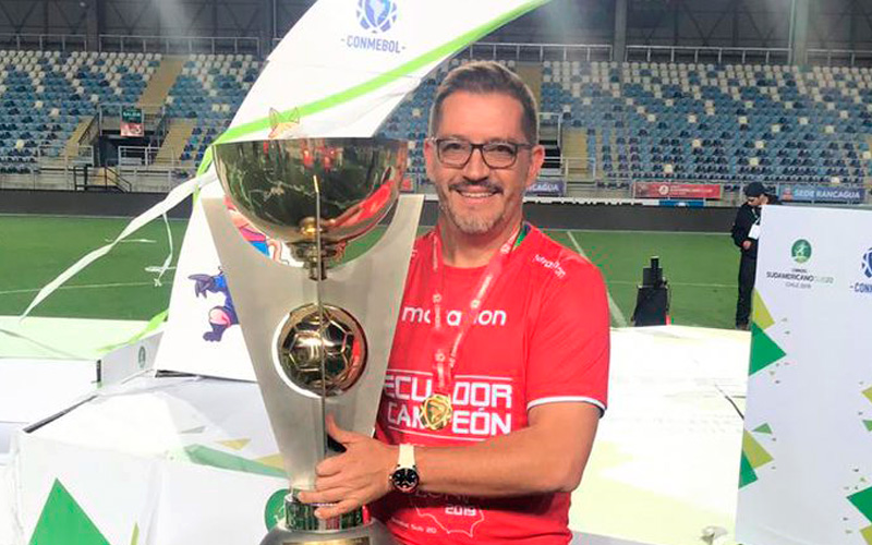 Fútbol Ecuador Selección Nacional Claudio Campos conmovido con el ...