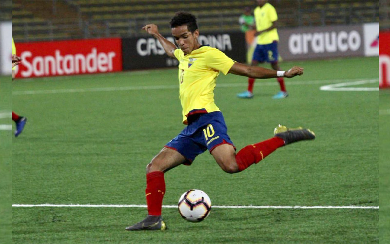 Fútbol Ecuador Selección Nacional Johan Mina, goleador del Sudamericano ...