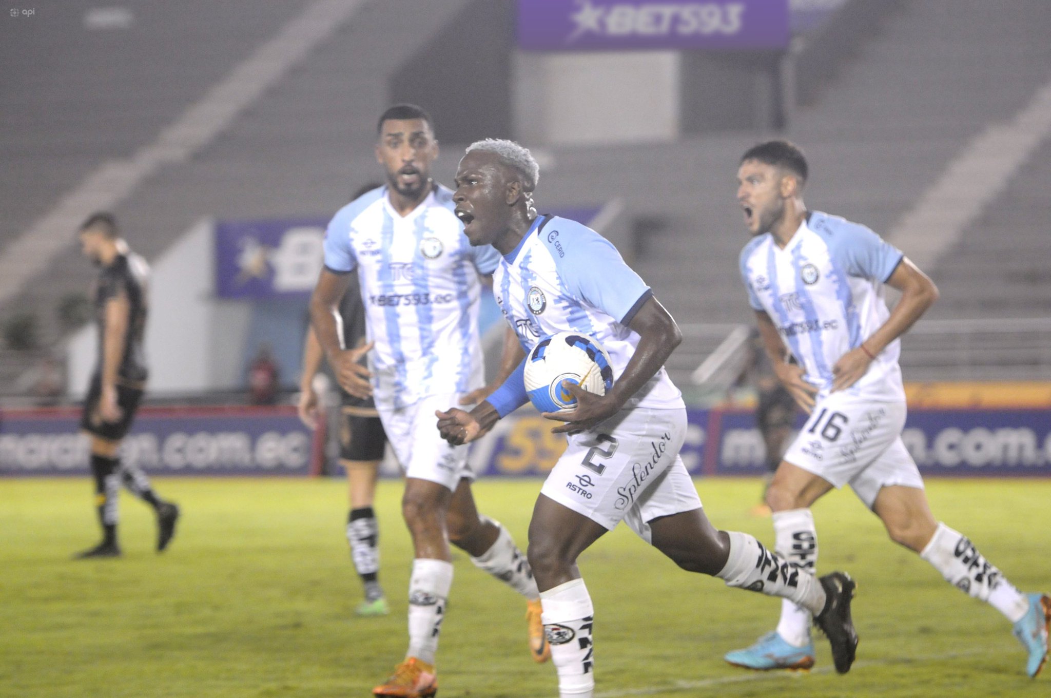 Serie A (2-1) Guayaquil City venció a Delfín con otro gol de Miguel ...